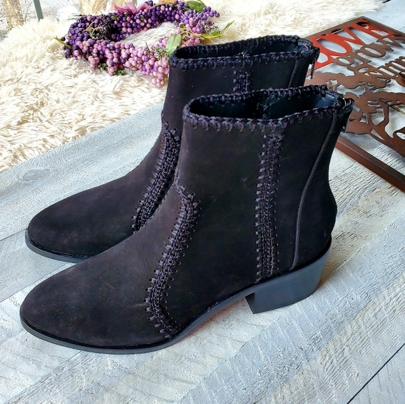 Chelsea & Violet | Shoes | Chelsea Violet Lucy Nubuck Crochet Black ...